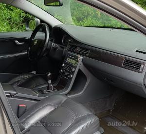 Brūns Volvo V70 2010 Tallina, ar dzinēja tilpumu 2.00 L un nobraukumu 226 tūkst. km par 4995 €, foto 18 vietnē AUTOMOTO.COM.LV