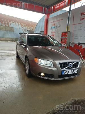 Brūns Volvo V70 2010 Rīga, ar dzinēja tilpumu 2.40 L un nobraukumu 310 tūkst. km par 4590 €, foto 9 vietnē AUTOMOTO.COM.LV