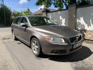 Brown Volvo V70 2010 in Ogre, with an engine capacity of 2.40 L and mileage of 357 thousand km for 2900 €, photo 9 on AUTOMOTO.COM.LV