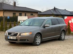 Brown Volvo V70 2010 in Jelgava, with an engine capacity of 2.40 L and mileage of 450 thousand km for 3990 €, photo  on AUTOMOTO.COM.LV