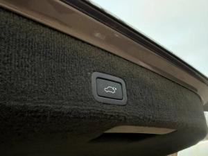 Brūns Volvo V70 2010 Jelgava, ar dzinēja tilpumu 2.40 L un nobraukumu 450 tūkst. km par 3990 €, foto 18 vietnē AUTOMOTO.COM.LV