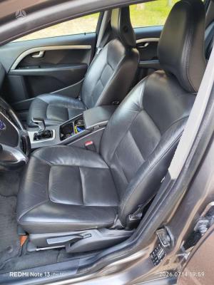 Brown Volvo V70 2010 in Vilnius, with an engine capacity of 2.40 L and mileage of 372 thousand km for 4900 €, photo 12 on AUTOMOTO.COM.LV