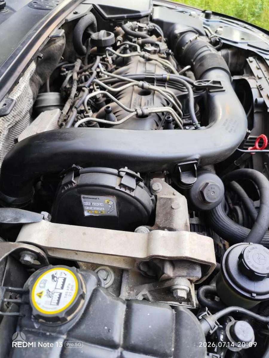 Brown Volvo V70 2010 in Vilnius, with an engine capacity of 2.40 L and mileage of 372 thousand km for 4900 €, photo 26 on AUTOMOTO.COM.LV