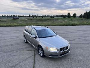 Brūns Volvo V70 2010 Raseiniai, ar dzinēja tilpumu 2.40 L un nobraukumu 331 tūkst. km par 4600 €, foto  vietnē AUTOMOTO.COM.LV