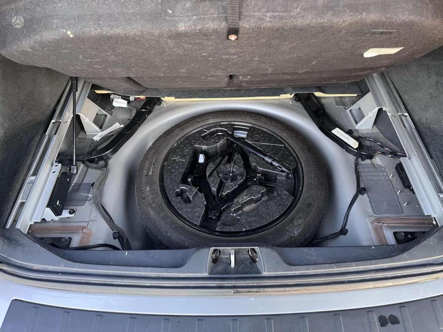 Brūns Volvo V70 2010 Raseiniai, ar dzinēja tilpumu 2.40 L un nobraukumu 331 tūkst. km par 4600 €, foto 19 vietnē AUTOMOTO.COM.LV