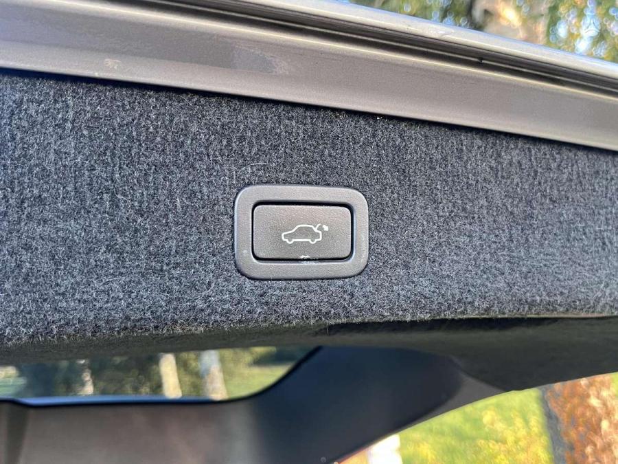 Brūns Volvo V70 2010 Raseiniai, ar dzinēja tilpumu 2.40 L un nobraukumu 331 tūkst. km par 4600 €, foto 20 vietnē AUTOMOTO.COM.LV