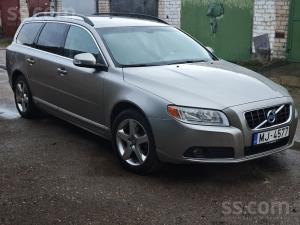 Brūns Volvo V70 2010 Daugavpils, ar dzinēja tilpumu 2.40 L un nobraukumu 316 tūkst. km par 5600 €, foto 6 vietnē AUTOMOTO.COM.LV