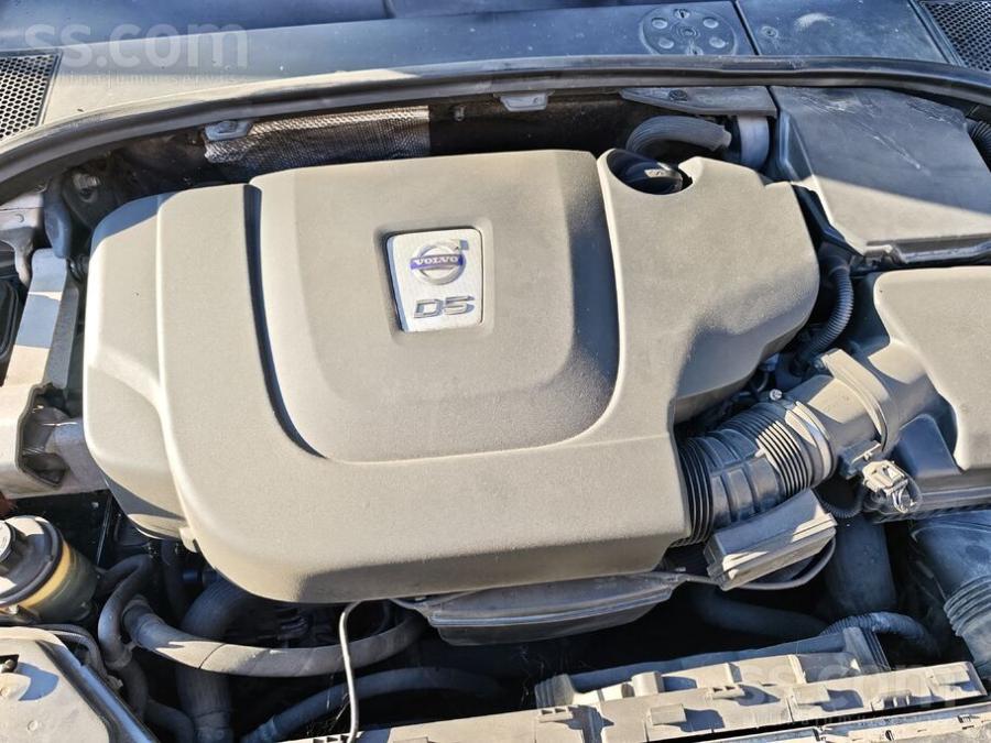 Brūns Volvo V70 2010 Daugavpils, ar dzinēja tilpumu 2.40 L un nobraukumu 316 tūkst. km par 5600 €, foto 8 vietnē AUTOMOTO.COM.LV