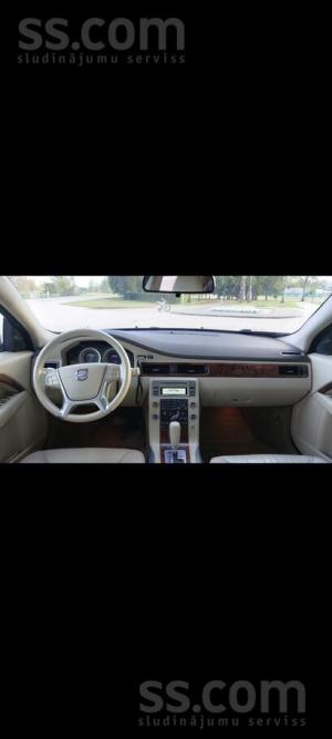 Brūns Volvo V70 2010 Balvi, ar dzinēja tilpumu 2.00 L un nobraukumu 408 tūkst. km par 2850 €, foto 9 vietnē AUTOMOTO.COM.LV