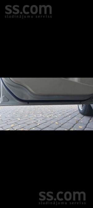 Brūns Volvo V70 2010 Balvi, ar dzinēja tilpumu 2.00 L un nobraukumu 408 tūkst. km par 2850 €, foto 17 vietnē AUTOMOTO.COM.LV