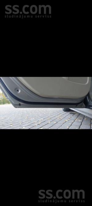 Brūns Volvo V70 2010 Balvi, ar dzinēja tilpumu 2.00 L un nobraukumu 408 tūkst. km par 2850 €, foto 18 vietnē AUTOMOTO.COM.LV