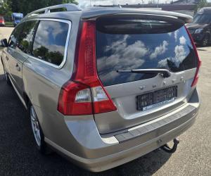 Brown Volvo V70 2010 in Marijampole, with an engine capacity of 1.56 L and mileage of 348 thousand km for 3300 €, photo 4 on AUTOMOTO.COM.LV