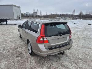 Brūns Volvo V70 2011 Panevēža, ar dzinēja tilpumu 2.40 L un nobraukumu 350 tūkst. km par 5199 €, foto 6 vietnē AUTOMOTO.COM.LV
