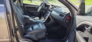 Brown Volvo V70 2011 in Kaunas, with an engine capacity of 1.98 L and mileage of 300 thousand km for 5750 €, photo 13 on AUTOMOTO.COM.LV