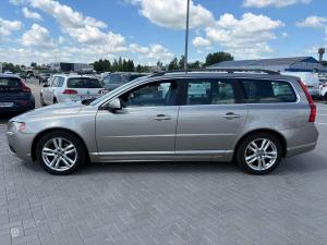 Brown Volvo V70 2011 in Taurage, with an engine capacity of 1.56 L and mileage of 235 thousand km for 5800 €, photo 3 on AUTOMOTO.COM.LV