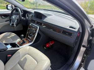 Brown Volvo V70 2011 in Taurage, with an engine capacity of 1.56 L and mileage of 235 thousand km for 5800 €, photo 15 on AUTOMOTO.COM.LV