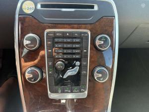Brown Volvo V70 2011 in Taurage, with an engine capacity of 1.56 L and mileage of 235 thousand km for 5800 €, photo 17 on AUTOMOTO.COM.LV