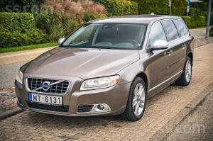 Brown Volvo V70 2011 in Riga, with an engine capacity of 2.00 L and mileage of 306 thousand km for 4490 €, photo  on AUTOMOTO.COM.LV