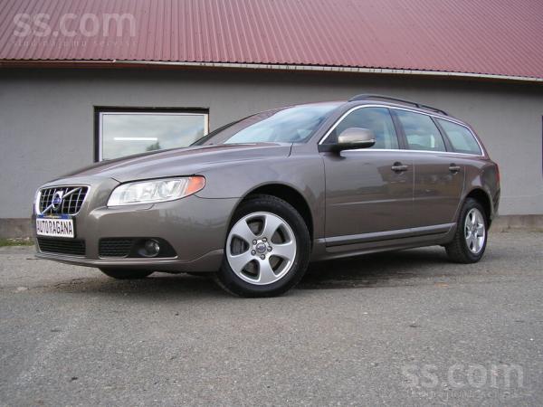 Brown Volvo V70 2012 in Riga, with an engine capacity of 2.00 L and mileage of 0 thousand km for 7650 €, photo 2 on AUTOMOTO.COM.LV
