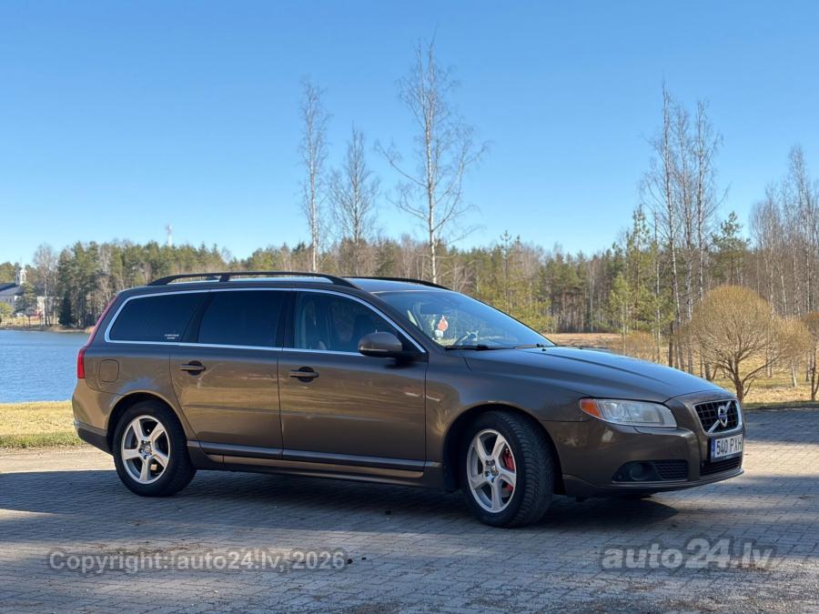 Brūns Volvo V70 2012 Elva, ar dzinēja tilpumu 2.00 L un nobraukumu 299 tūkst. km par 6500 €, foto 4 vietnē AUTOMOTO.COM.LV