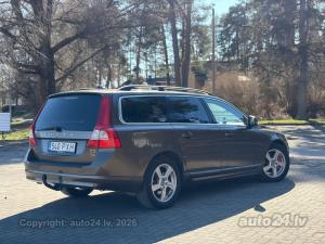 Brūns Volvo V70 2012 Elva, ar dzinēja tilpumu 2.00 L un nobraukumu 299 tūkst. km par 6500 €, foto 5 vietnē AUTOMOTO.COM.LV