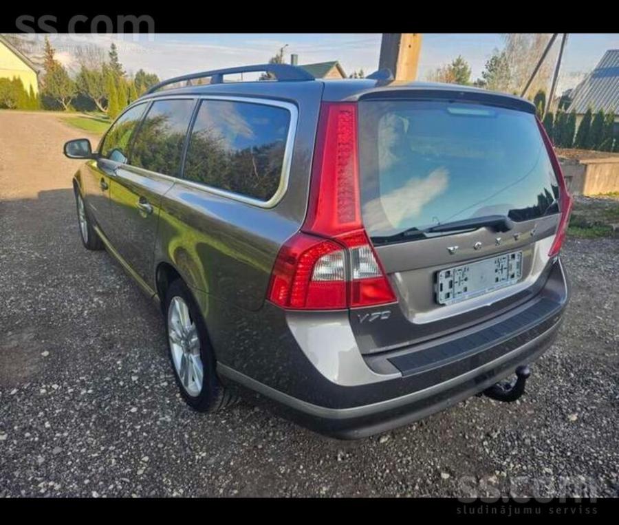 Brūns Volvo V70 2012 Bauska, ar dzinēja tilpumu 2.00 L un nobraukumu 320 tūkst. km par 6299 €, foto 6 vietnē AUTOMOTO.COM.LV