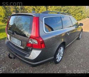 Brūns Volvo V70 2012 Bauska, ar dzinēja tilpumu 2.00 L un nobraukumu 320 tūkst. km par 6299 €, foto 7 vietnē AUTOMOTO.COM.LV