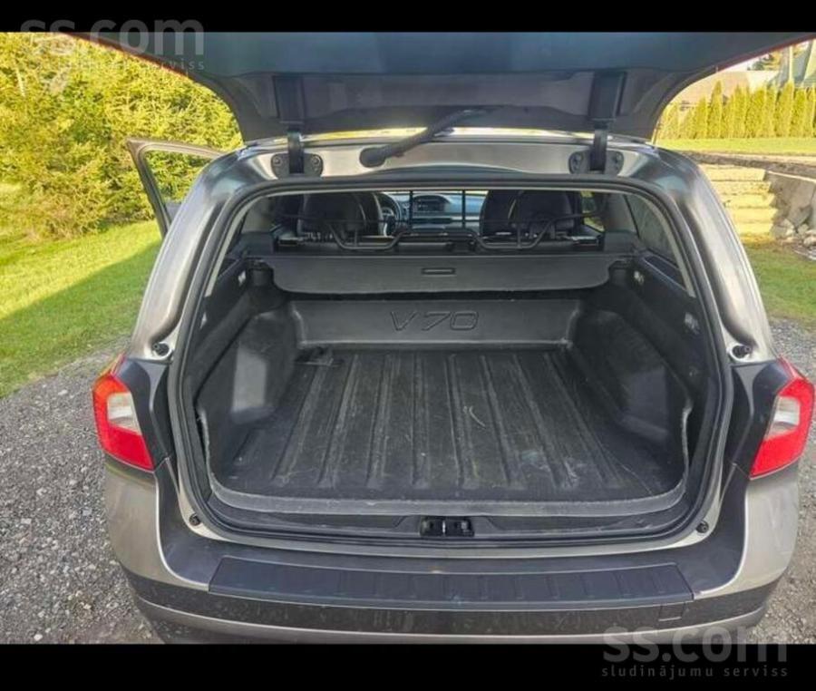 Brūns Volvo V70 2012 Bauska, ar dzinēja tilpumu 2.00 L un nobraukumu 320 tūkst. km par 6299 €, foto 10 vietnē AUTOMOTO.COM.LV