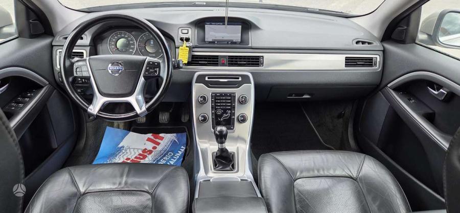 Brūns Volvo V70 2012 Kauņa, ar dzinēja tilpumu 1.98 L un nobraukumu 300 tūkst. km par 5650 €, foto 12 vietnē AUTOMOTO.COM.LV