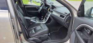 Brūns Volvo V70 2012 Kauņa, ar dzinēja tilpumu 1.98 L un nobraukumu 300 tūkst. km par 5650 €, foto 13 vietnē AUTOMOTO.COM.LV