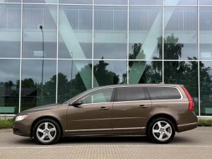 Brūns Volvo V70 2012 Rēzekne, ar dzinēja tilpumu 2.00 L un nobraukumu 260 tūkst. km par 6990 €, foto 8 vietnē AUTOMOTO.COM.LV