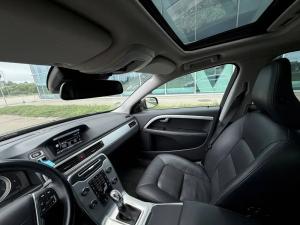Brūns Volvo V70 2012 Rēzekne, ar dzinēja tilpumu 2.00 L un nobraukumu 260 tūkst. km par 6990 €, foto 21 vietnē AUTOMOTO.COM.LV