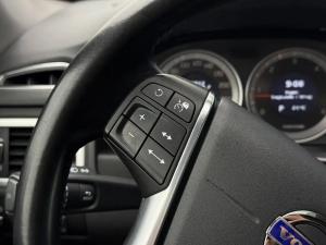 Brūns Volvo V70 2012 Rēzekne, ar dzinēja tilpumu 2.00 L un nobraukumu 260 tūkst. km par 6990 €, foto 23 vietnē AUTOMOTO.COM.LV