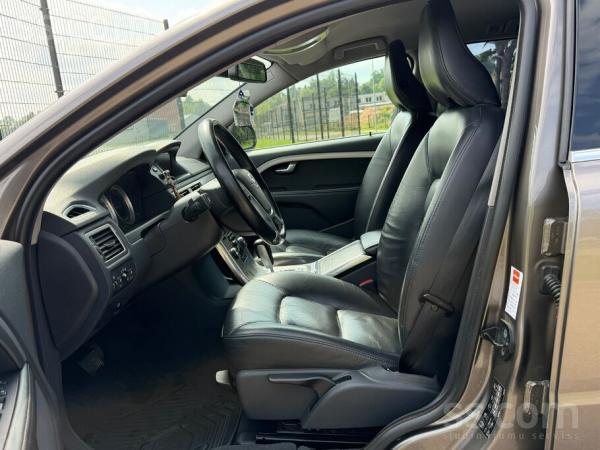 Brūns Volvo V70 2012 Valmiera, ar dzinēja tilpumu 2.00 L un nobraukumu 290 tūkst. km par 7150 €, foto 8 vietnē AUTOMOTO.COM.LV