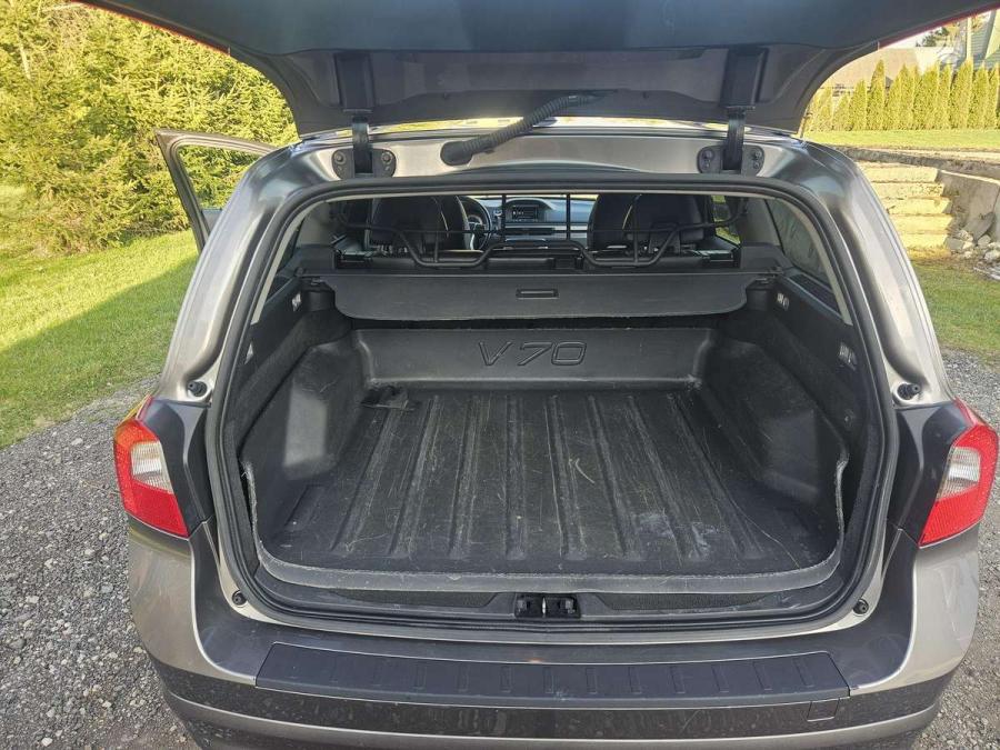 Brūns Volvo V70 2012 Pasvalys, ar dzinēja tilpumu 1.98 L un nobraukumu 320 tūkst. km par 5350 €, foto 14 vietnē AUTOMOTO.COM.LV