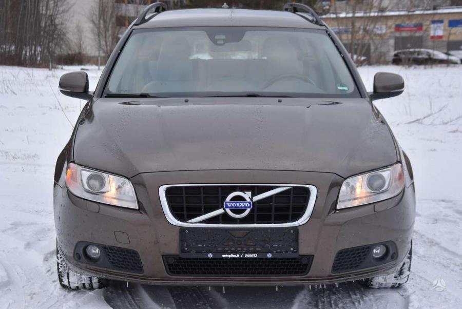Brūns Volvo V70 2013 Viļņa, ar dzinēja tilpumu 1.98 L un nobraukumu 278 tūkst. km par 6300 €, foto 1 vietnē AUTOMOTO.COM.LV