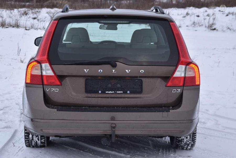 Brūns Volvo V70 2013 Viļņa, ar dzinēja tilpumu 1.98 L un nobraukumu 278 tūkst. km par 6300 €, foto 5 vietnē AUTOMOTO.COM.LV