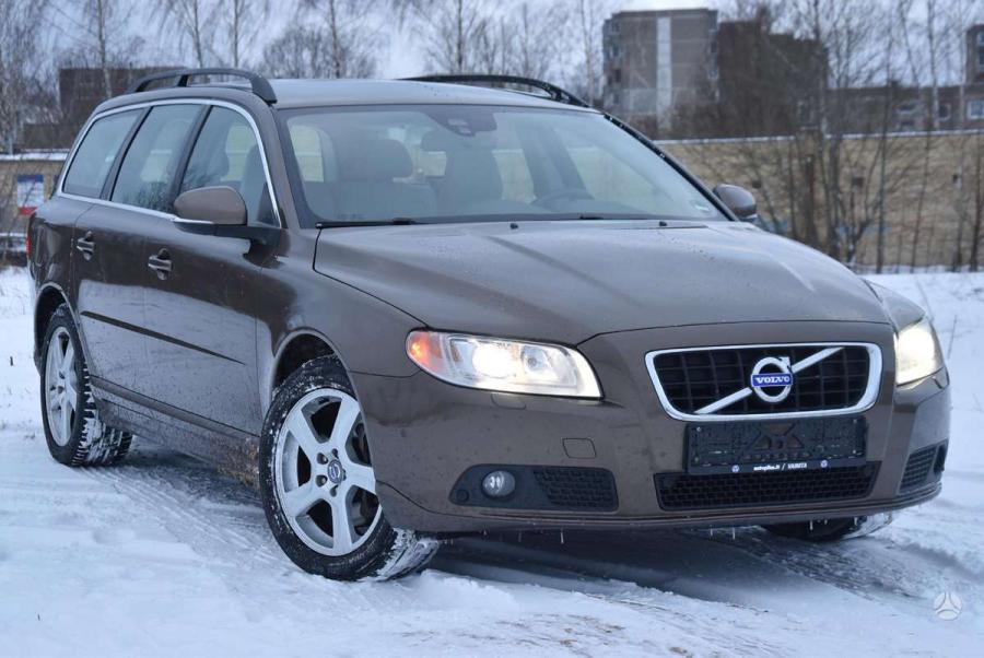 Brūns Volvo V70 2013 Viļņa, ar dzinēja tilpumu 1.98 L un nobraukumu 278 tūkst. km par 6300 €, foto 6 vietnē AUTOMOTO.COM.LV