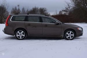Brūns Volvo V70 2013 Viļņa, ar dzinēja tilpumu 1.98 L un nobraukumu 278 tūkst. km par 6300 €, foto 8 vietnē AUTOMOTO.COM.LV