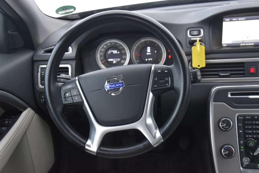 Brūns Volvo V70 2013 Viļņa, ar dzinēja tilpumu 1.98 L un nobraukumu 278 tūkst. km par 6300 €, foto 19 vietnē AUTOMOTO.COM.LV