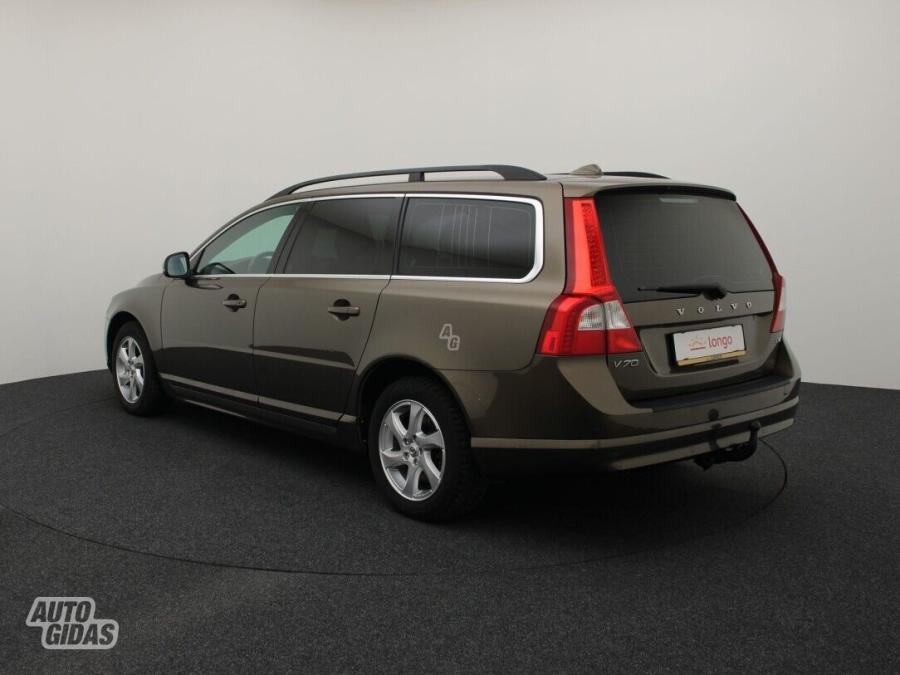 Brown Volvo V70 2013 in Vilnius, with an engine capacity of 2.00 L and mileage of 276 thousand km for 6999 €, photo 7 on AUTOMOTO.COM.LV