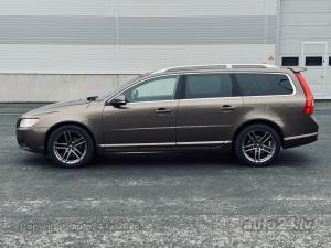 Brūns Volvo V70 2013 Tallina, ar dzinēja tilpumu 2.40 L un nobraukumu 266 tūkst. km par 8400 €, foto 3 vietnē AUTOMOTO.COM.LV