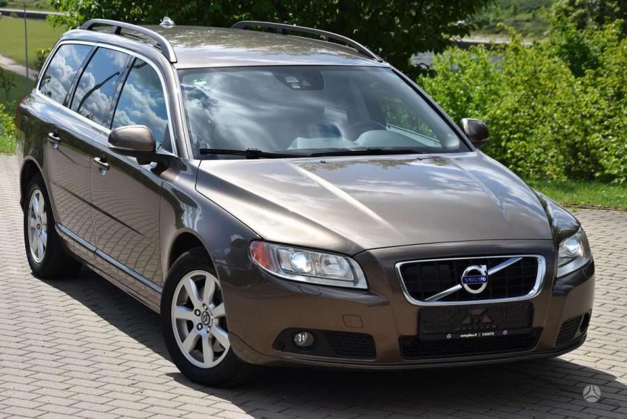 Brūns Volvo V70 2013 Viļņa, ar dzinēja tilpumu 1.98 L un nobraukumu 312 tūkst. km par 6500 €, foto 1 vietnē AUTOMOTO.COM.LV