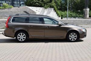 Brūns Volvo V70 2013 Viļņa, ar dzinēja tilpumu 1.98 L un nobraukumu 312 tūkst. km par 6500 €, foto 4 vietnē AUTOMOTO.COM.LV