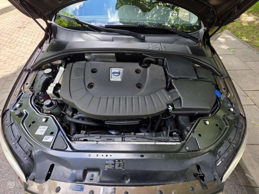 Brūns Volvo V70 2013 Viļņa, ar dzinēja tilpumu 1.98 L un nobraukumu 312 tūkst. km par 6500 €, foto 16 vietnē AUTOMOTO.COM.LV
