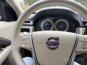 Brown Volvo V70 2013 in Rezekne, with an engine capacity of 2.00 L and mileage of 263 thousand km for 6490 €, photo 14 on AUTOMOTO.COM.LV
