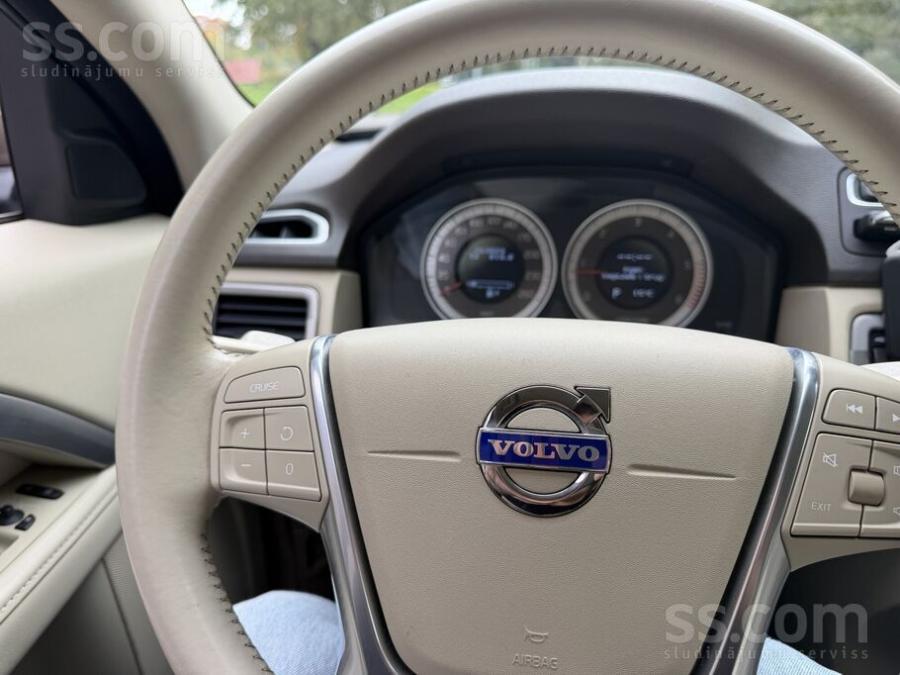 Brown Volvo V70 2013 in Rezekne, with an engine capacity of 2.00 L and mileage of 263 thousand km for 6490 €, photo 14 on AUTOMOTO.COM.LV