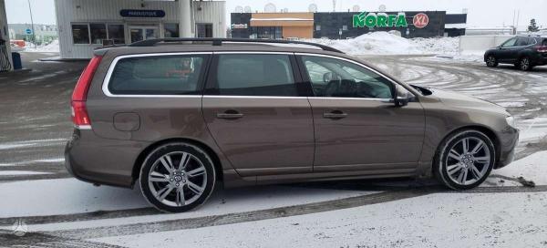 Brūns Volvo V70 2014 Klaipėda, ar dzinēja tilpumu 2.40 L un nobraukumu 270 tūkst. km par 9600 €, foto 8 vietnē AUTOMOTO.COM.LV