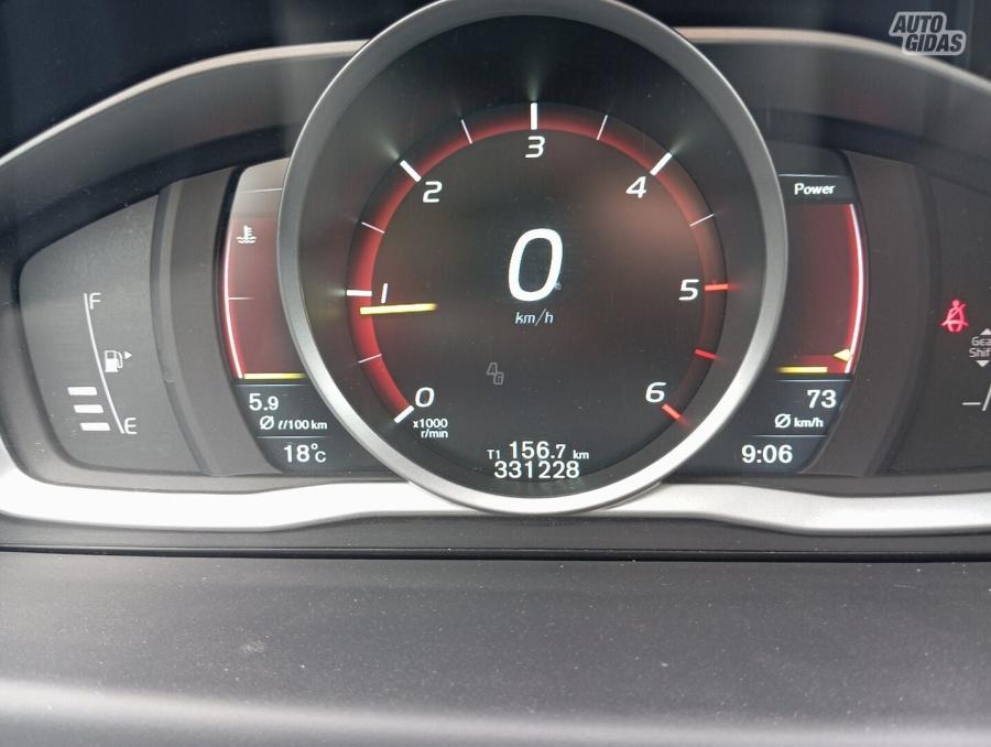 Brown Volvo V70 2014 in Sakiai, with an engine capacity of 2.00 L and mileage of 331 thousand km for 6300 €, photo 10 on AUTOMOTO.COM.LV