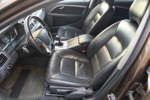 Brūns Volvo V70 2014 Rīga, ar dzinēja tilpumu 2.00 L un nobraukumu 289 tūkst. km par 7990 €, foto 7 vietnē AUTOMOTO.COM.LV